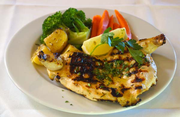 R Corner Restaurant: Complimentary Dinner | Funclips